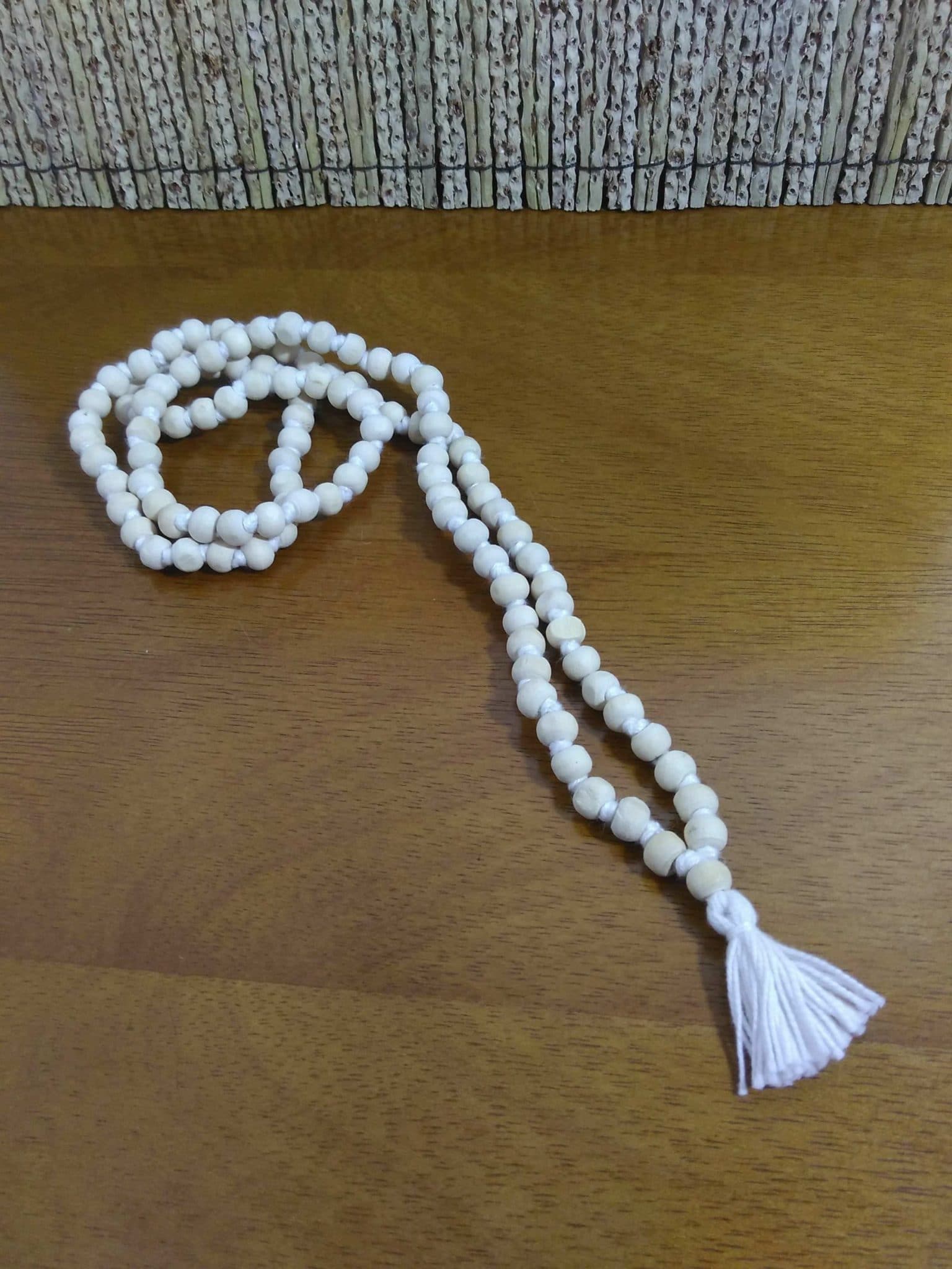 Japa Mala de sementes de Neem redondas - 7mm (cru) – Bazar Indiano