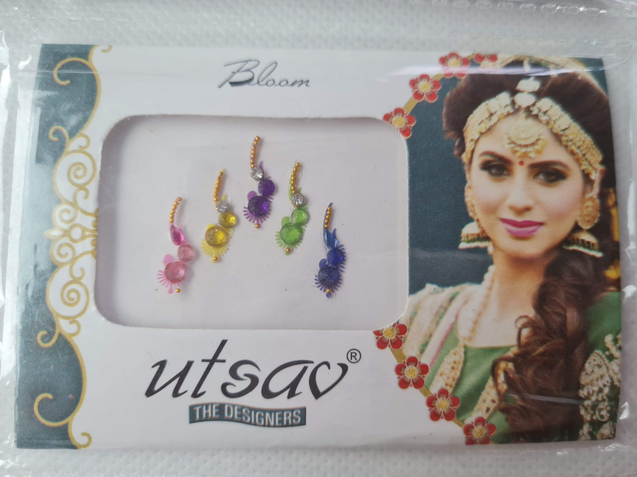 Cartela com bindi indiano adesivo para colar no centro da testa – Bazar ...